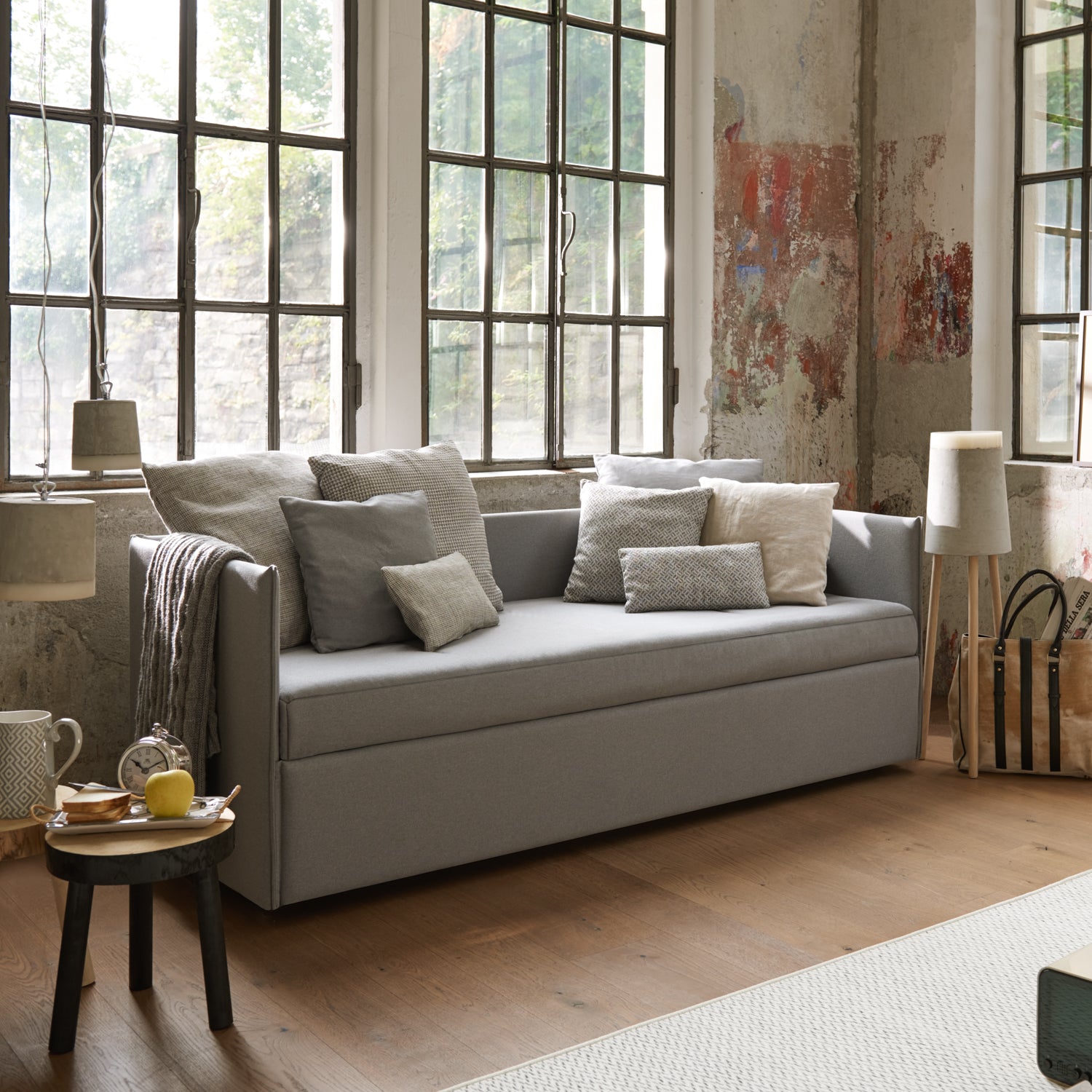 Manhattan Sofa Bed: Elegance and Comfort | DORELAN